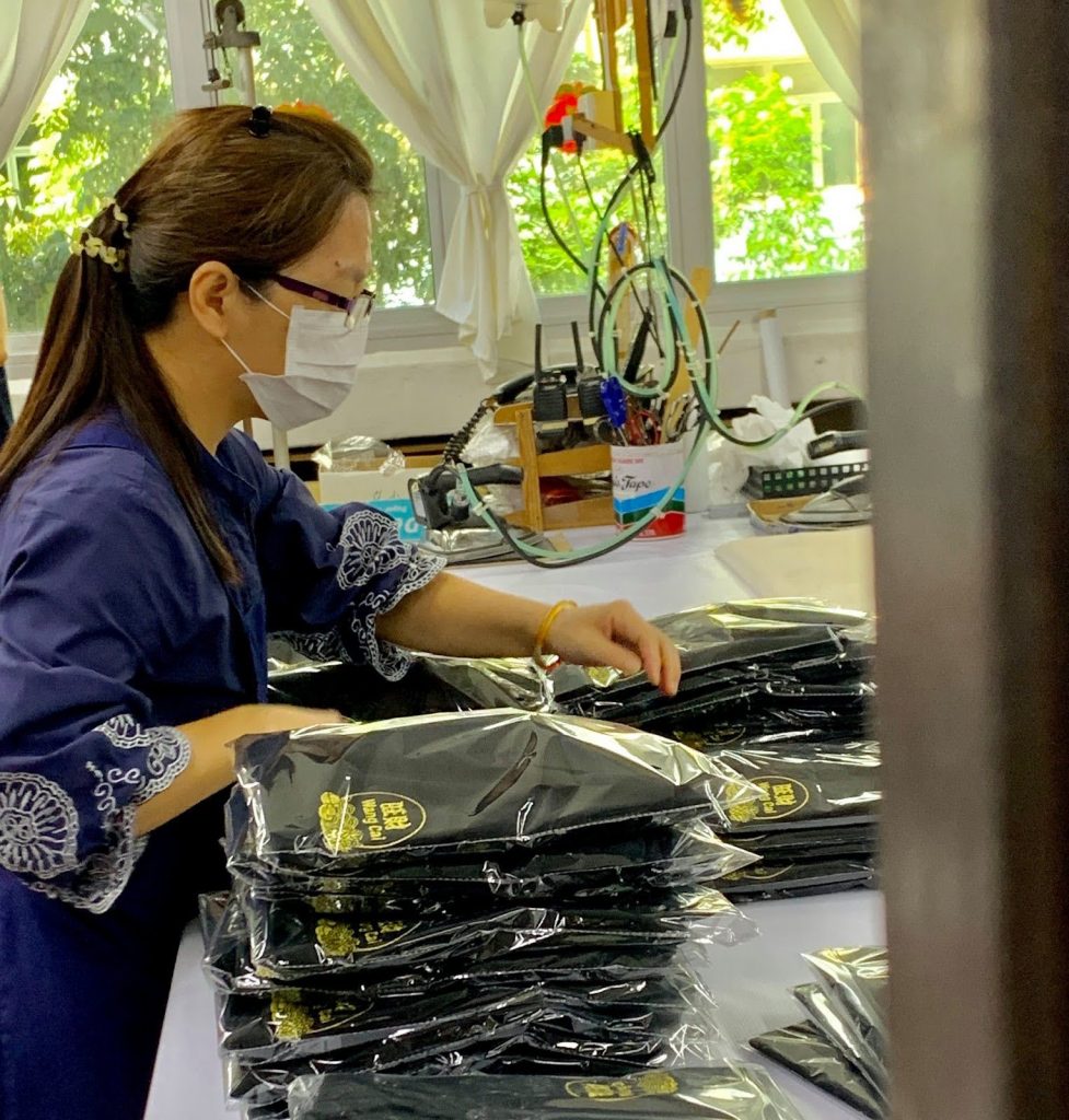 Class Tee Printing Singapore: Customised Class T-Shirt Design - EMB3